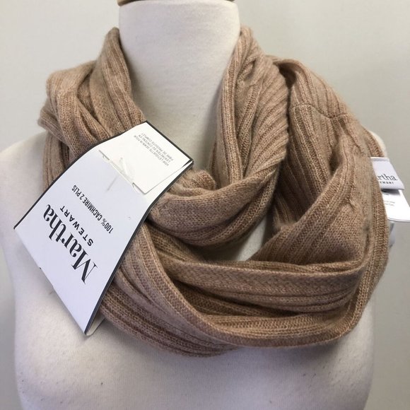 Martha Stewart | Accessories | Martha Stewart 0 2ply Cashmere Infinity ...